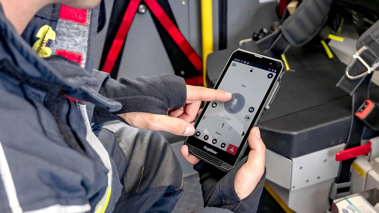 RugGear RG880 Rugged LTE Smartphone: It Has A Removable Battery And Is ...