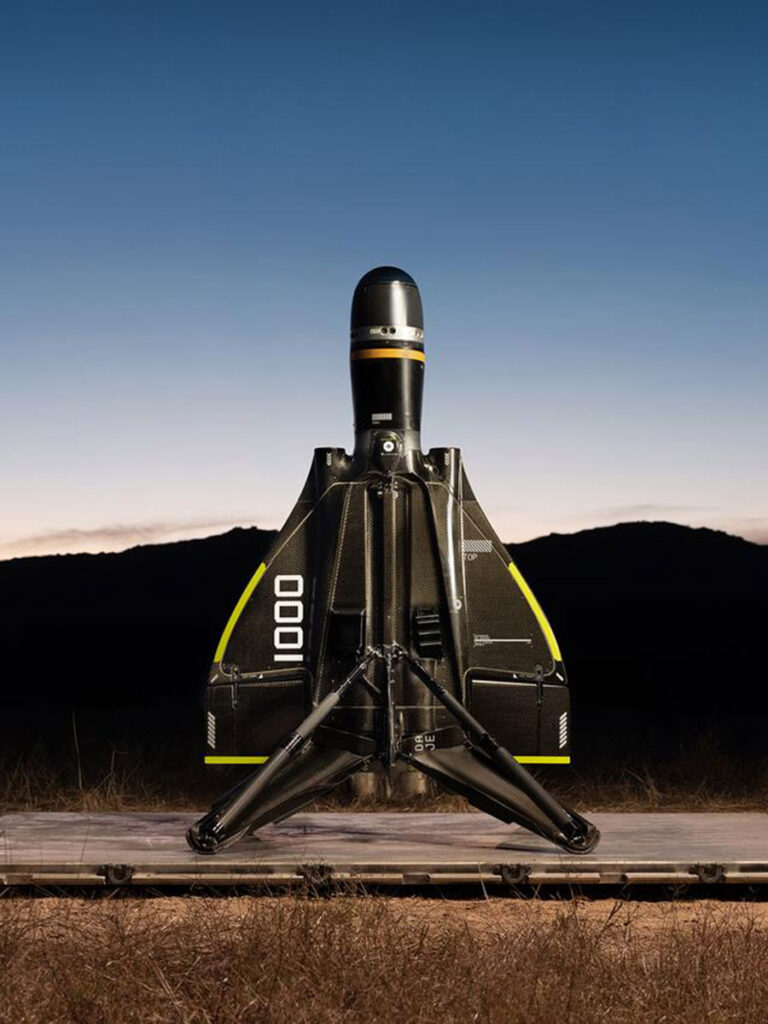 Anduril Roadrunner Twin-Turbojet VTOL Autonomous Air Vehicle: Anti-Air ...