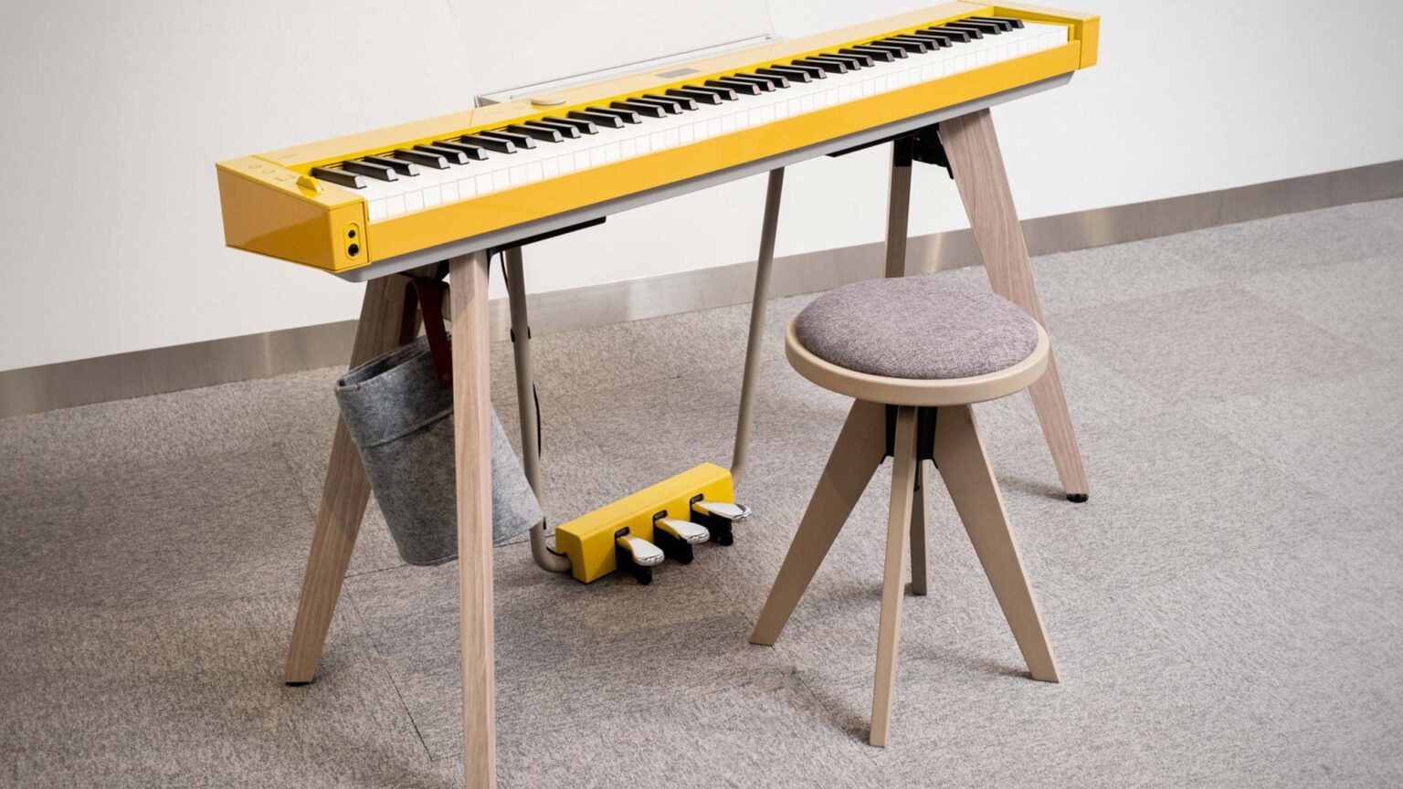 Casio x Crash Gate Privia Original Stool CC-7: Yep, Casio Piano Chair