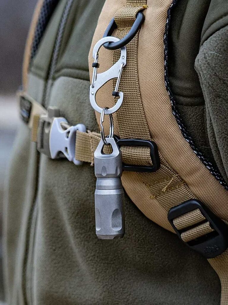 HUNT X6 Rechargeable 3in1 LED Flashlight With Pry-bar: Good For ...