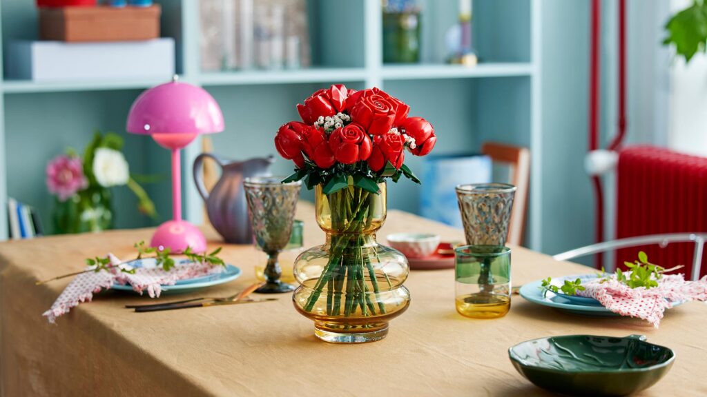 LEGO Icons Bouquet of Roses (10328) Building Set: The Timeless Classic ...