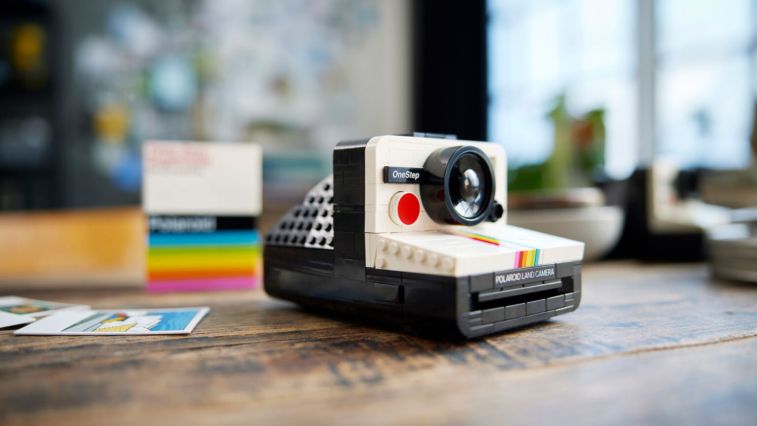 LEGO Ideas Polaroid OneStep SX-70 Camera (21345): An Icon Immortalized ...