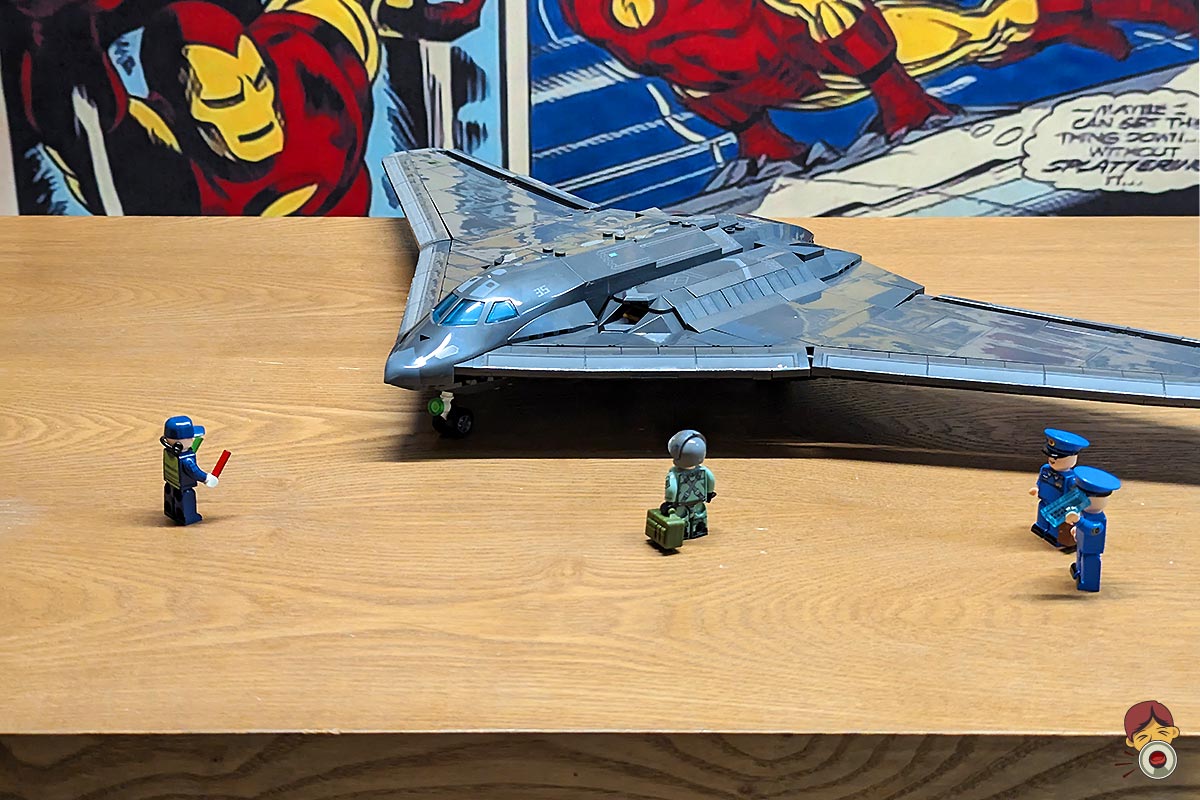 Sembo Block H20 Strategic Stealth Bomber Building Set: So Solid That It Feels Like A Scale Model ...