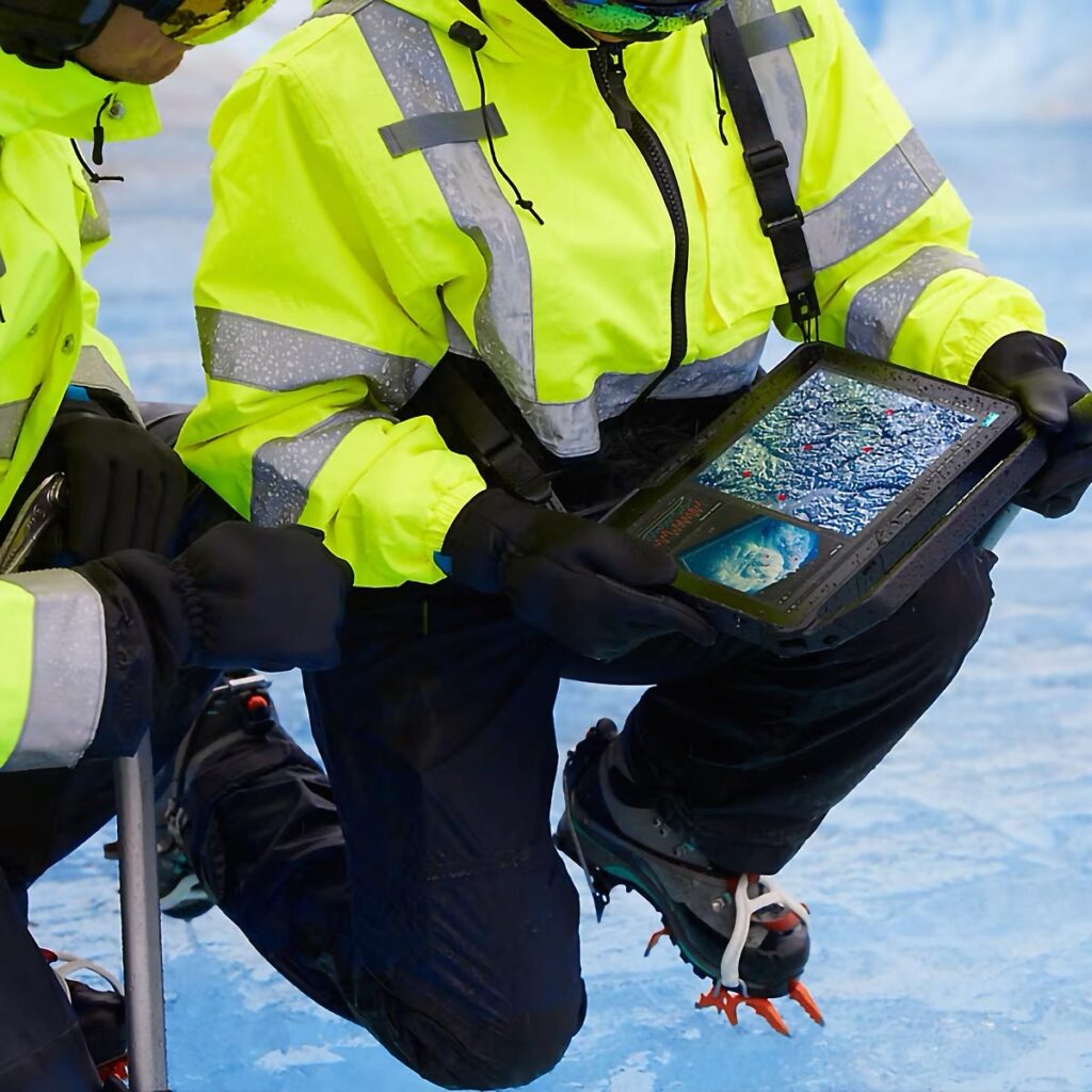 Dell Latitude 7230 Rugged Extreme Tablet Can Withstand Anything - Even ...
