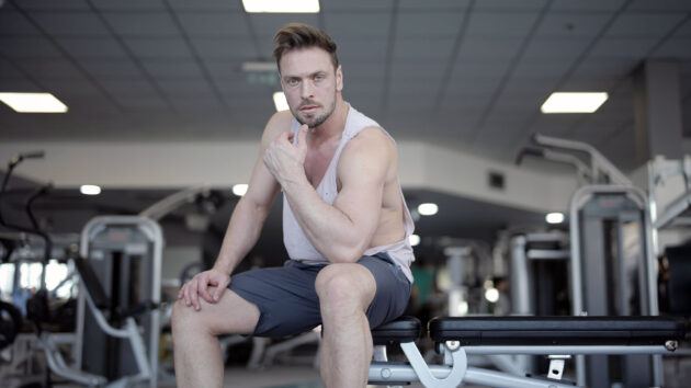 How Men Master Confidence: Lifestyle Secrets Revealed