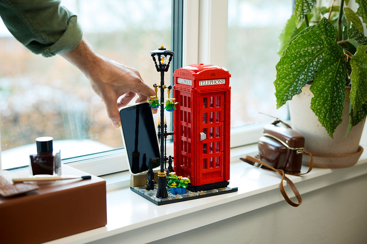 LEGO Ideas Red London Telephone Box (21347) Building Set Announced!