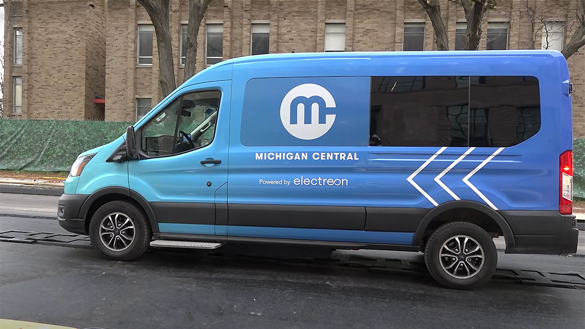 In Case You Missed It: Electreon’s Wireless Charging Road Has Arrived ...