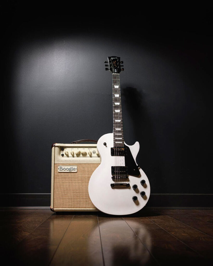 Gibson Les Paul Modern Studio: The Legendary Les Paul Studio ...