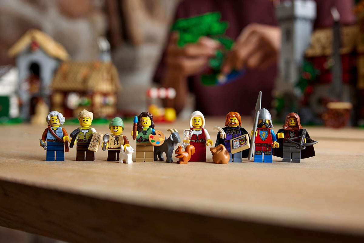 Here’s The 2024 Spin On The 2009 LEGO Medieval Town Square: The LEGO ...