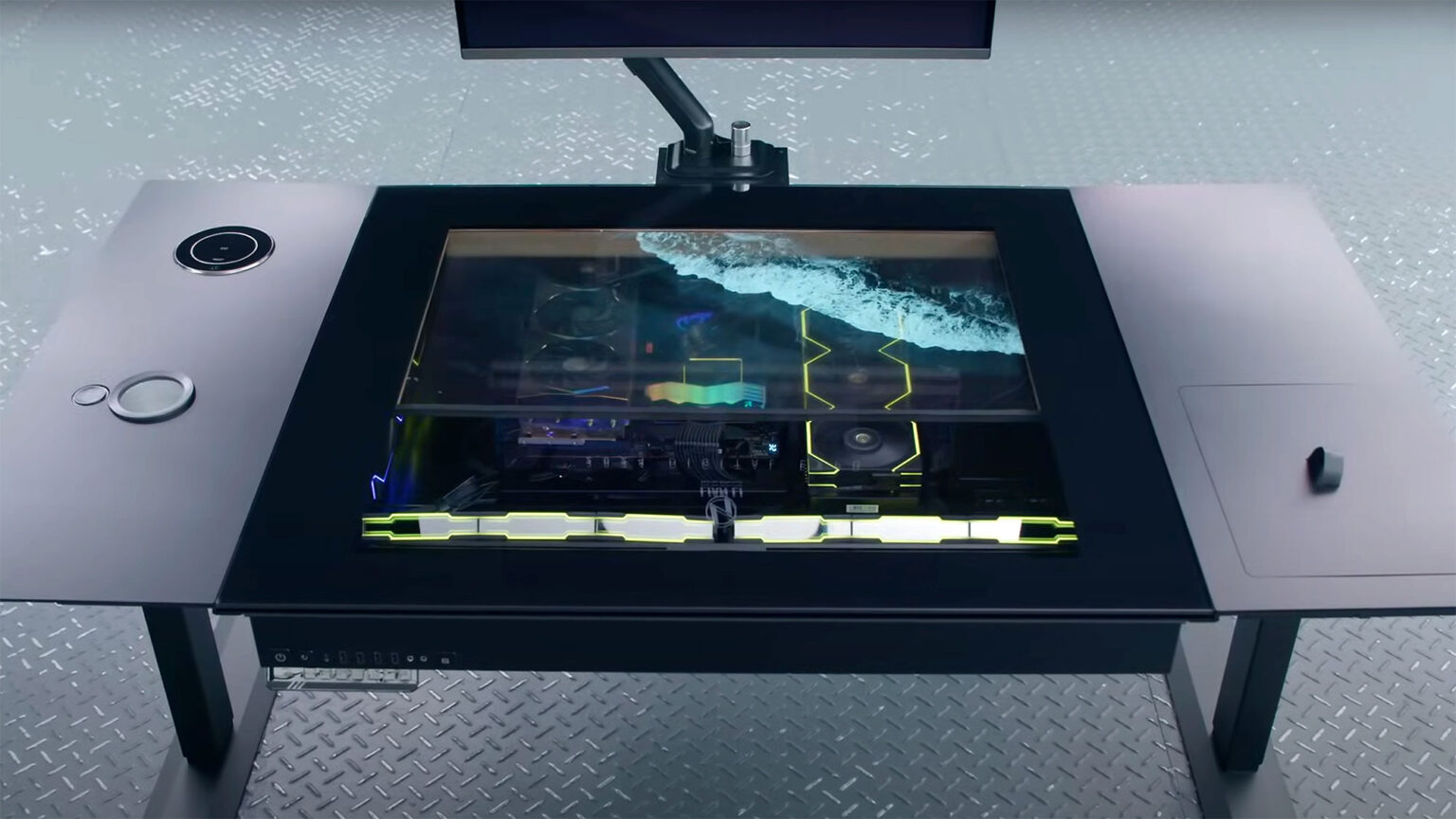 Lian Li DK-07 Standing Desk PC Case Prototype Has A Transparent OLED ...