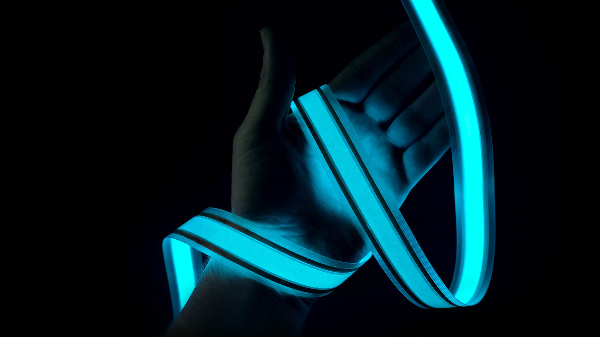 Tinko HUSH Silent Electroluminescent Light Engine For Wearables: Who’s ...