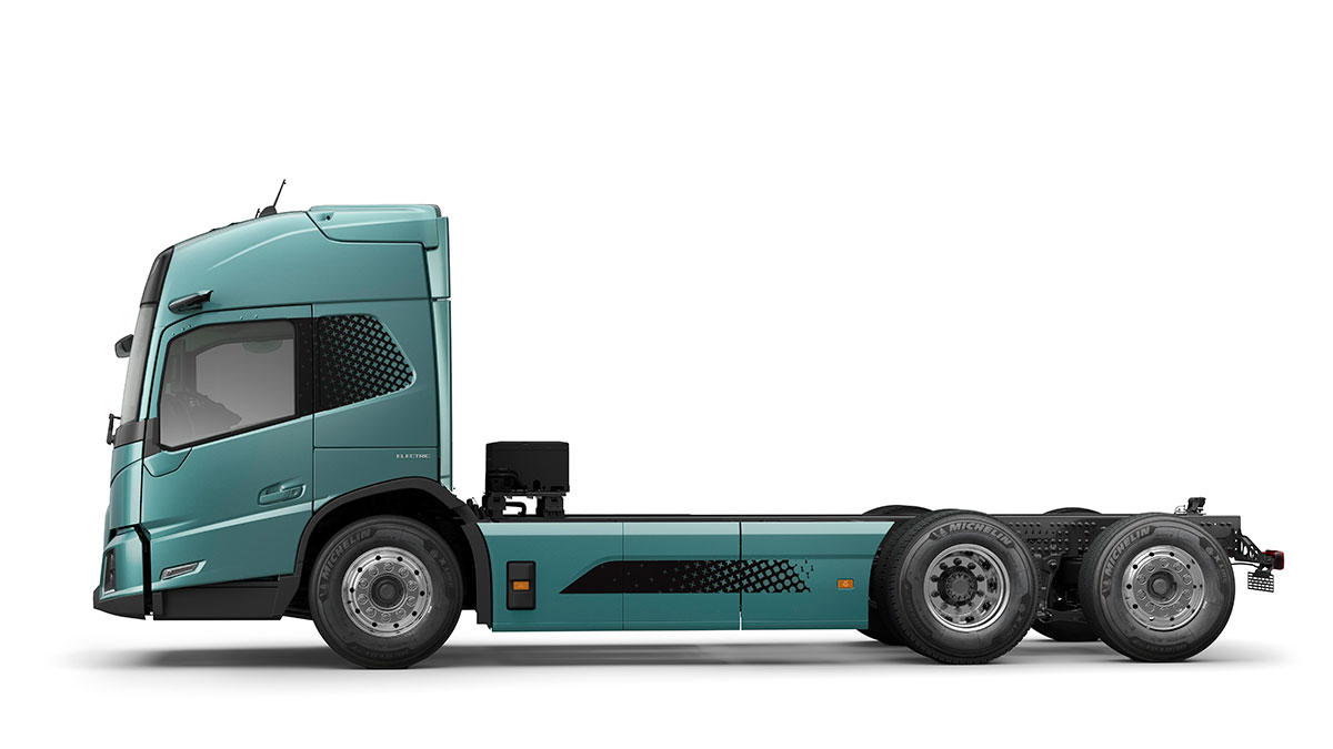 Volvo FM Low Entry Is The First Truck Model Ever Developed By Volvo ...