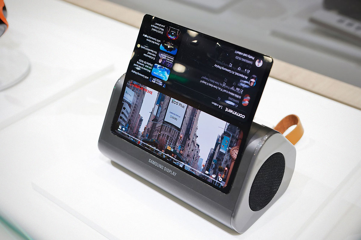 Samsung OLED Smart Speaker with Folding Display, OLED Car Key, And More At MWC 2024