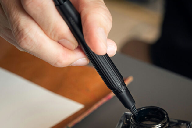 TaG Submarine Fountain And Roller Pens: Classy Writing Instruments For ...