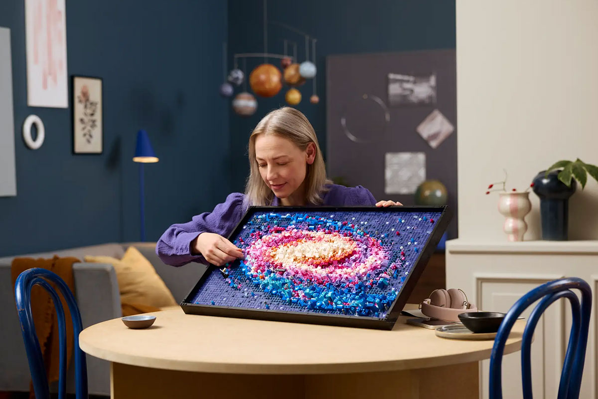 LEGO Art The Milky Way Galaxy Lets You Recreate The Spiral Galaxy With ...