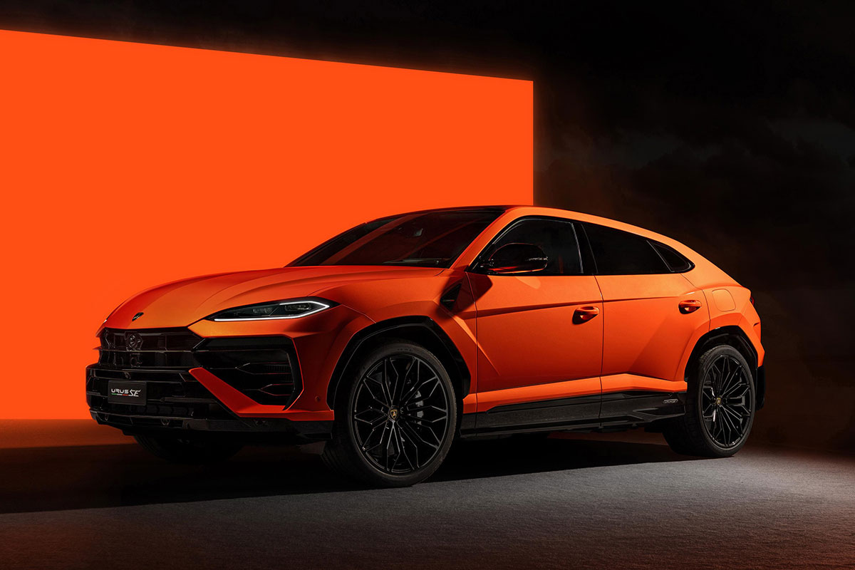 Lamborghini Urus Goes Hybrid, Becomes The Most Powerful Urus Yet