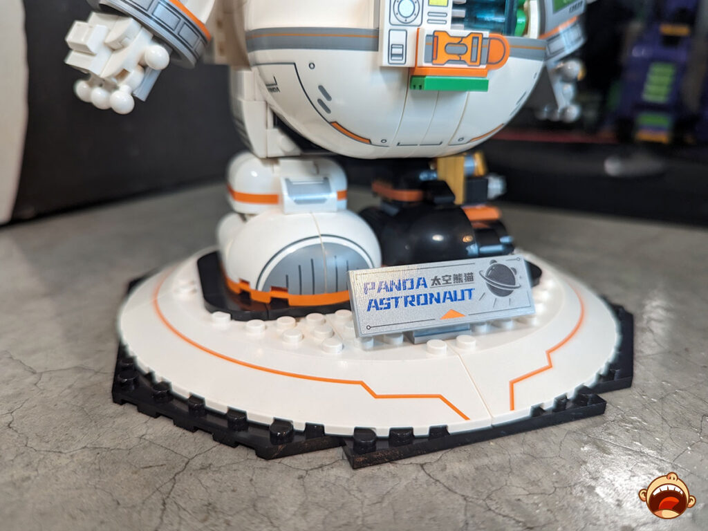 JMBrickLayer Space Astronaut Panda Building Set: It’s A Brick-built ...
