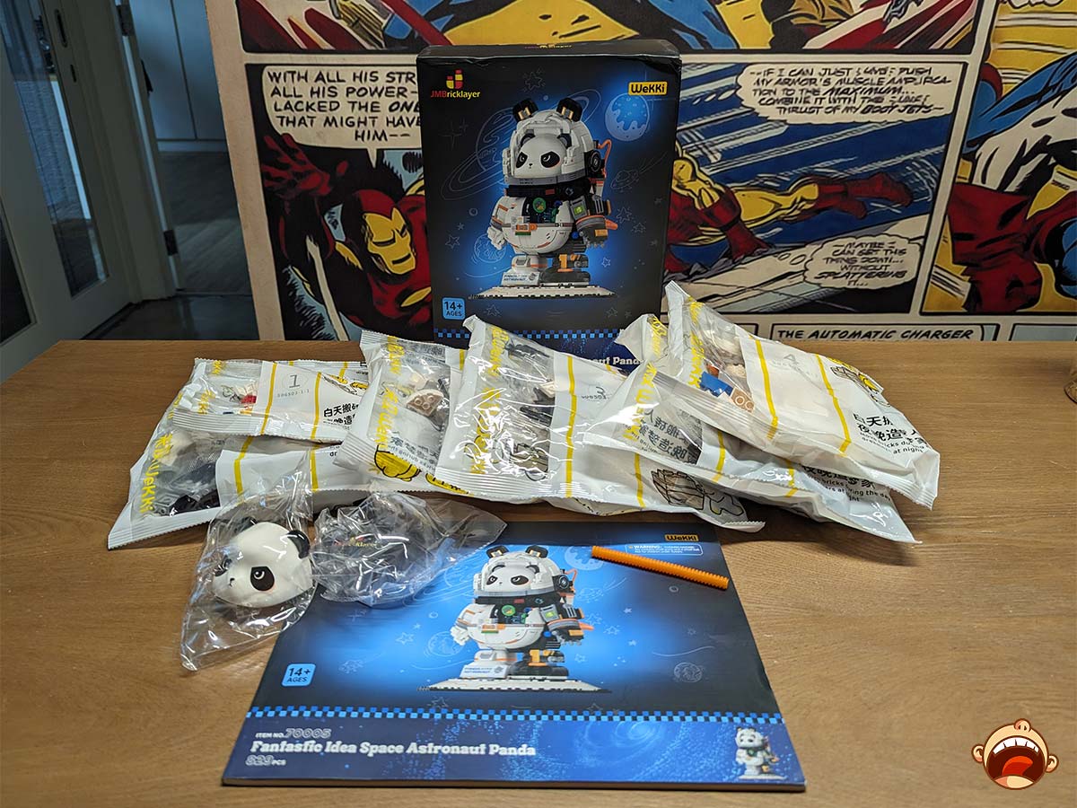JMBrickLayer Space Astronaut Panda Building Set: It’s A Brick-built ...