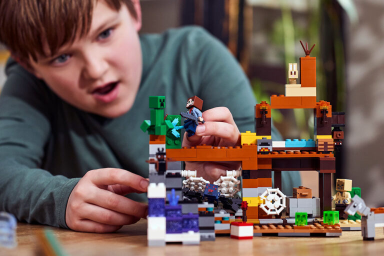 LEGO Celebrates Minecraft’s 15th Anniversary With 6 LEGO Minecraft Sets