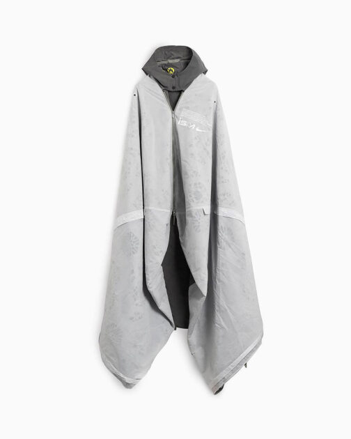 Nike U URG ISPA Metamorph Poncho Transforms Into A Tent, Packs Into An ...