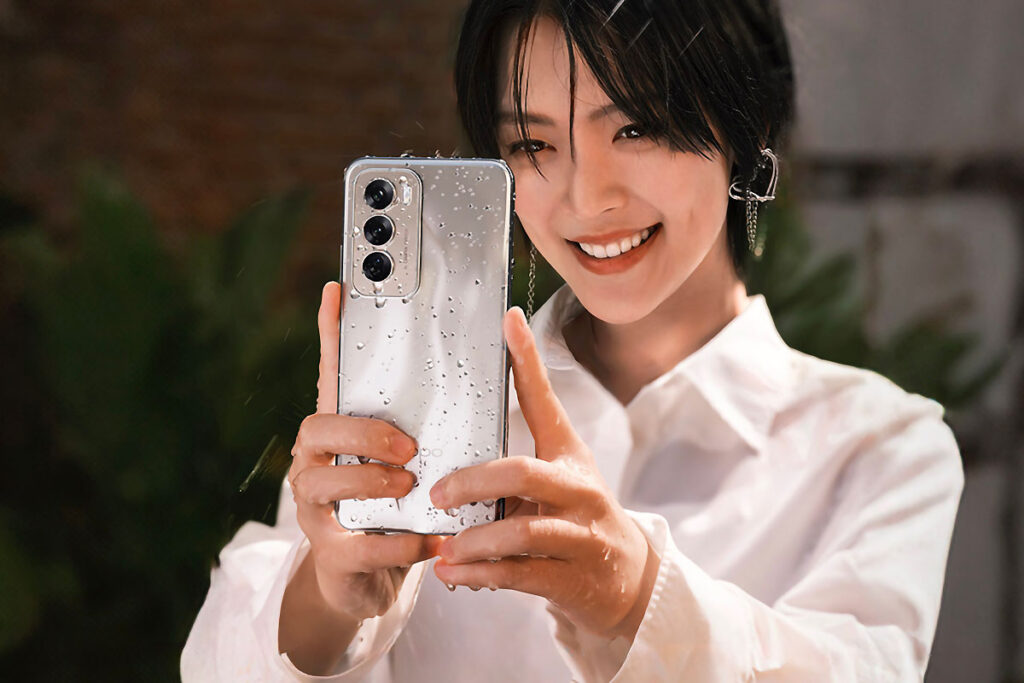 Oppo Reno12 AI Smartphone Is A Mid-range Phone That Lets You Chat ...