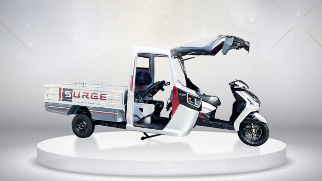 Surge S32 Is Both A 2-Wheel Electric Scooter And A 3-Wheel Cargo Tricycle