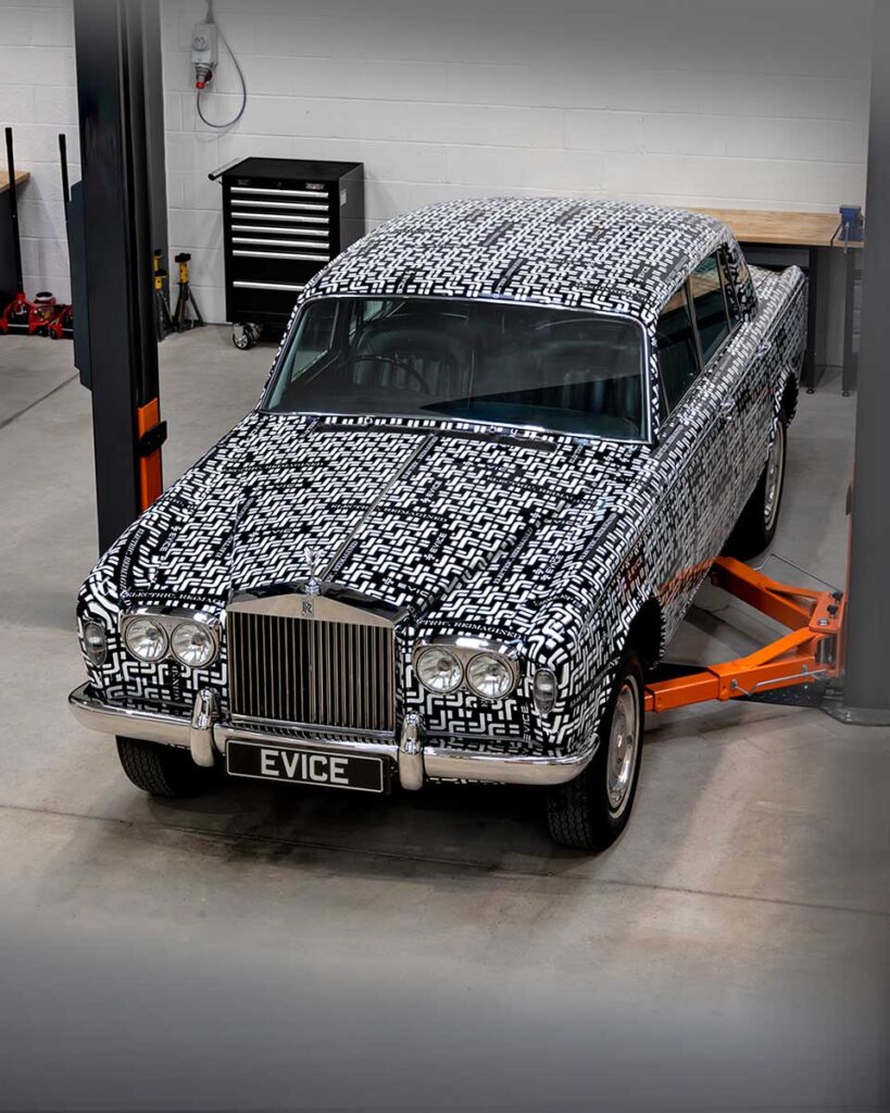 Startup Restomodder Evice Revealed “R001” A Rolls-Royce Silver Shadow ...