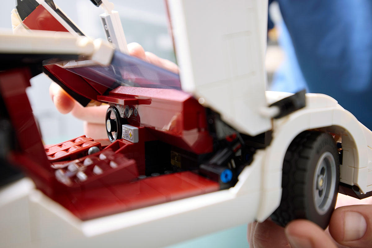 LEGO Icons Lamborghini Countach 5000 Quattrovalvole: Say No More!