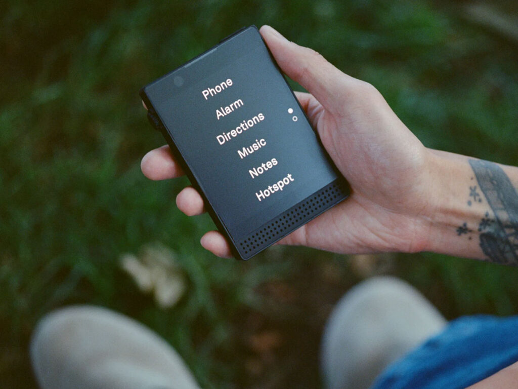 Light Phone III Mobile Phone: It’s E-ink No More And It Is Super Sleek