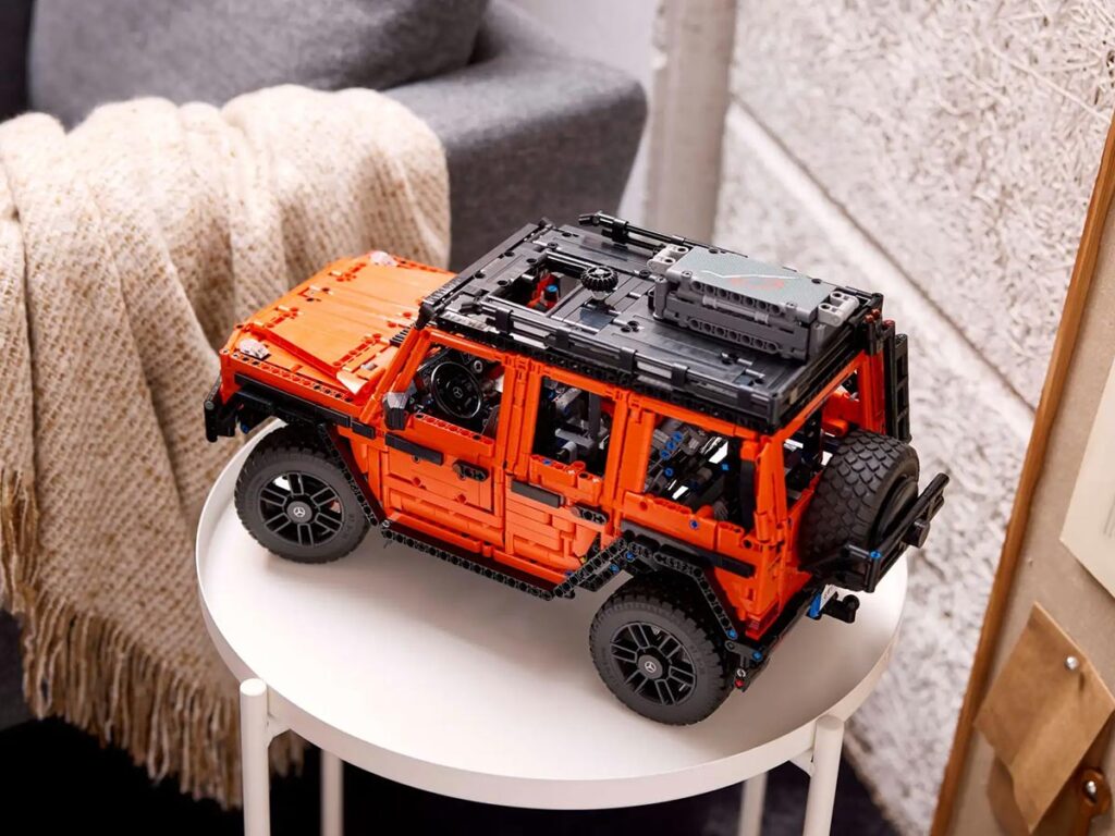LEGO Technic G 500 PROFESSIONAL Line (42177): LEGO Technic And G-Class ...