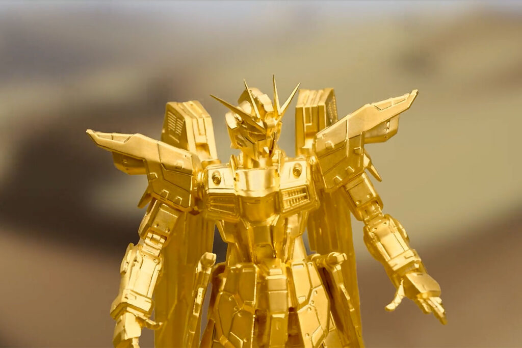 Chinese Jeweler Partnered With Gundam SEED For A 1,000g Pure Gold ...