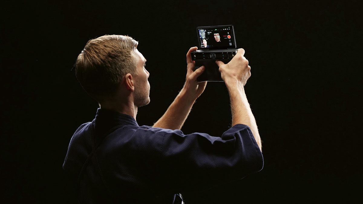 Revopoint 3D Miraco Portable 3D Scanner: Possibly The Sleekest Portable ...