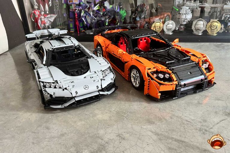 CaDA 1:8 Mazada RX-7 Is As Accurate As A Technic-style Widebody RX-7 ...