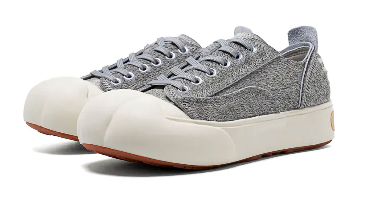 What’s Up Doc? Bugs Bunny-Inspired Shoes And Yes, They Are Real!