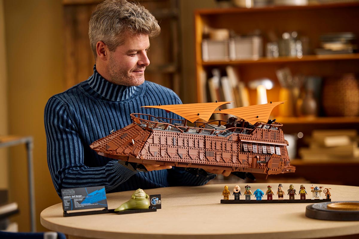 Finally! A LEGO Ultimate Collector Series Of The Iconic Jabba’s Sail ...