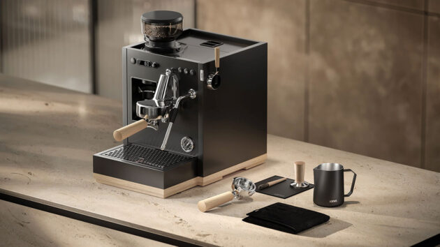 LOEWE. aura.pure Coffee Machine: Trust Me. You Are Not Be Prepared For ...
