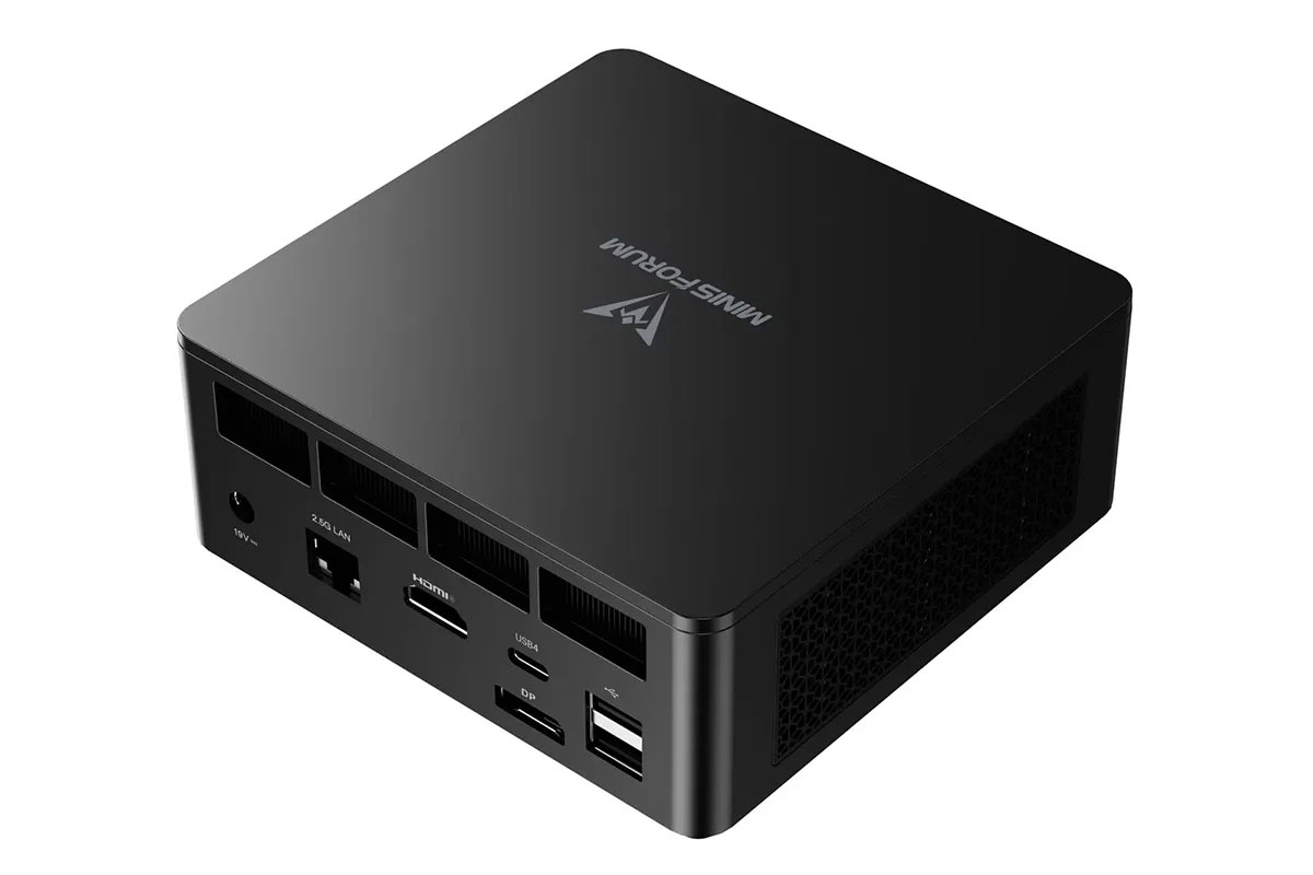 Minisforum UM760 Slim Mini PC: By The Power Of AMD Ryzen 5 7640HS!