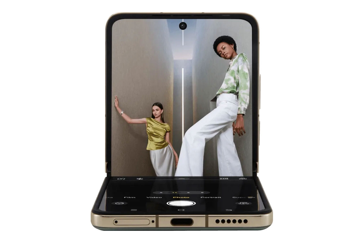 TECNO PHANTOM V Flip2 Folding Phone: The New Small And Fun Dimensity ...