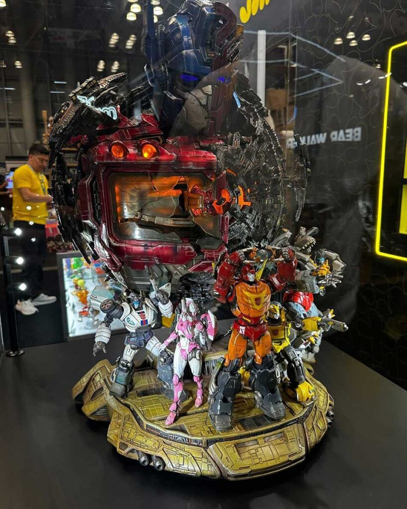 The Transformers - Till All Are One Statue Is Guaranteed To Captivate ...