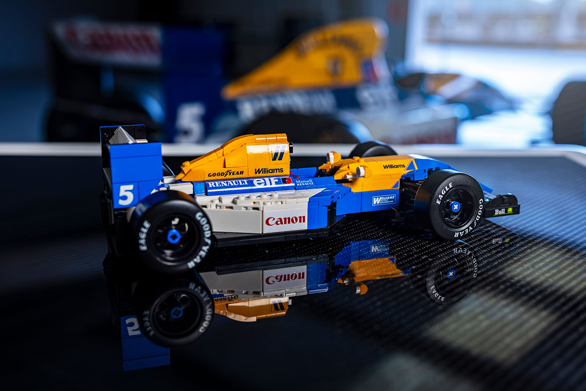 LEGO Icons Williams Racing FW14B & Nigel Mansell Set: Another F1 Legend ...
