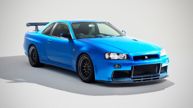 Built By Legends Revs Up The Dream: 650-HP Bayside Blue R34 GT-R Is The ...