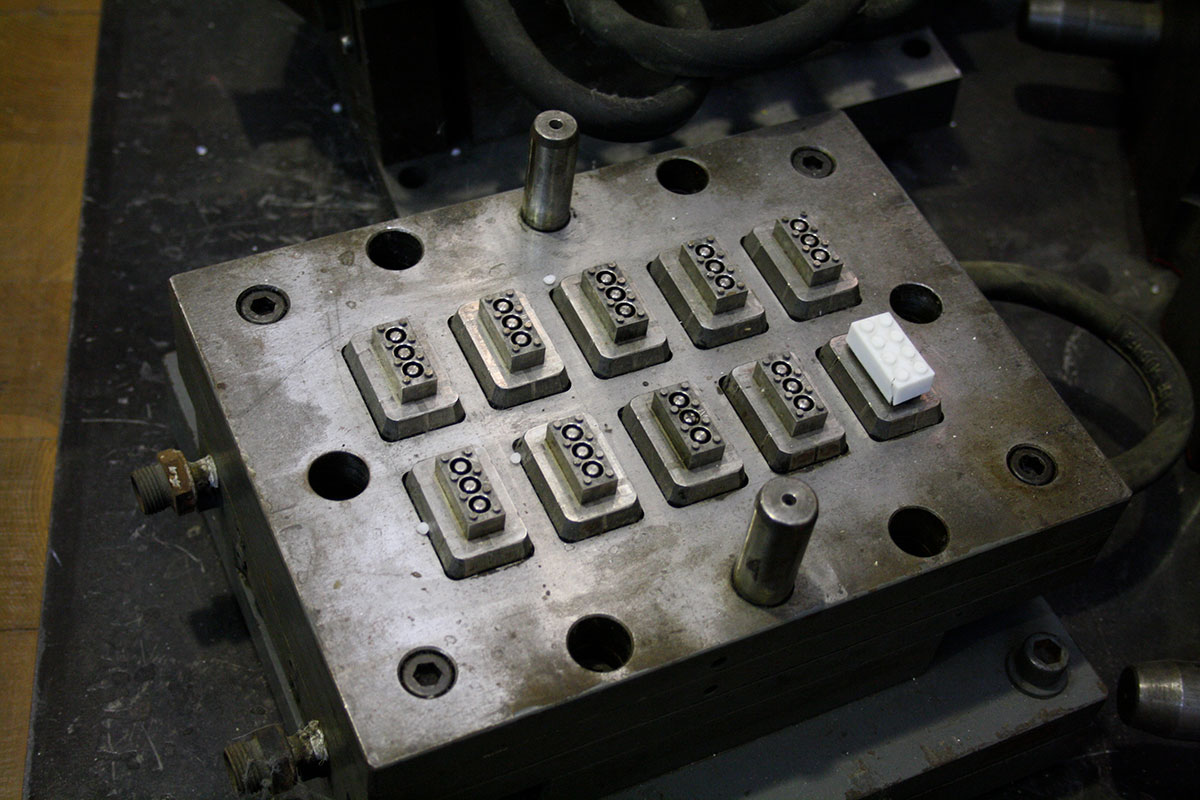 The Ins And Outs Of Injection Molding: A Comprehensive Guide