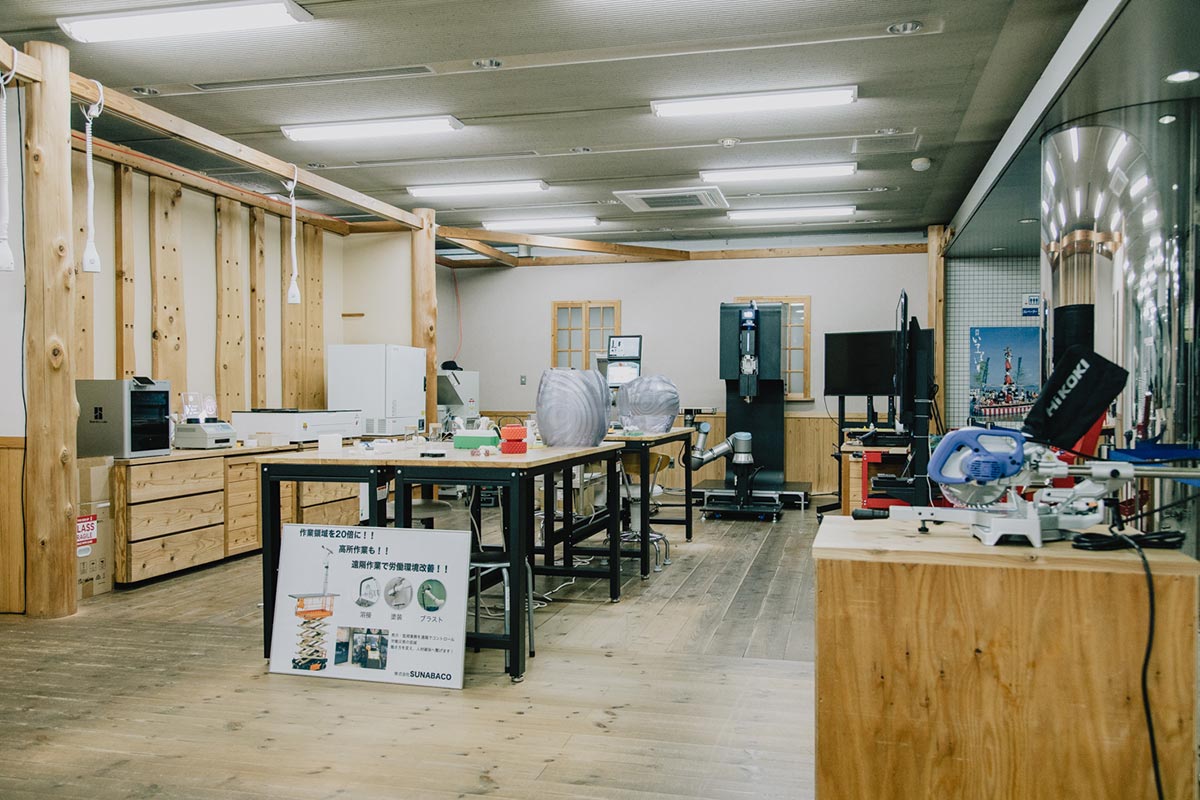 Meet REX-BUTLER: The 3D Printer That’s Cooler Than Its Name Suggests