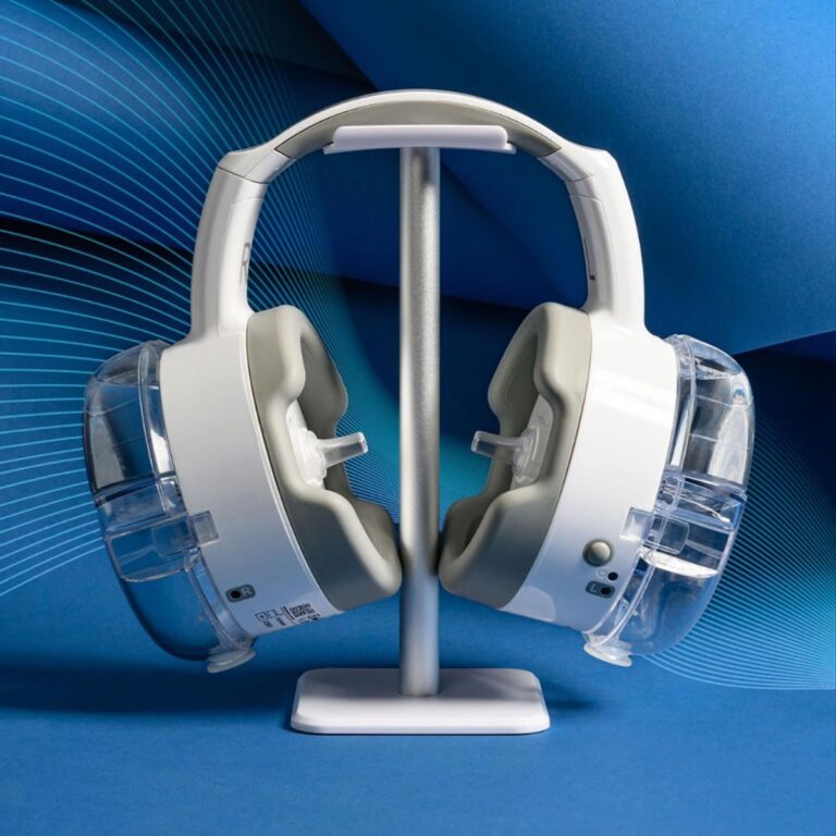 Headphones Or Health Tech? Meet The OtoSet: Earwax’s Worst Nightmare
