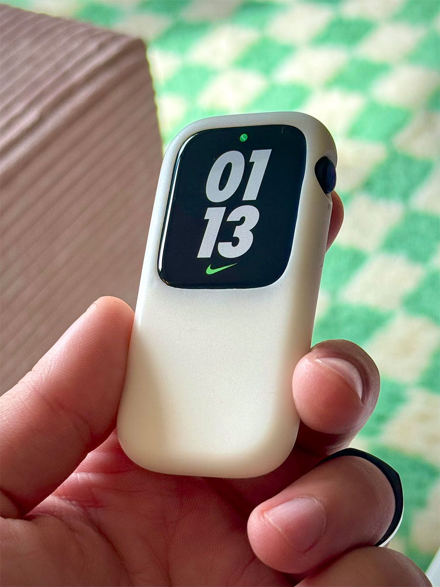tinyPod Turns Your Apple Watch Into A Nostalgia-Fueled iPod (Yes, With ...