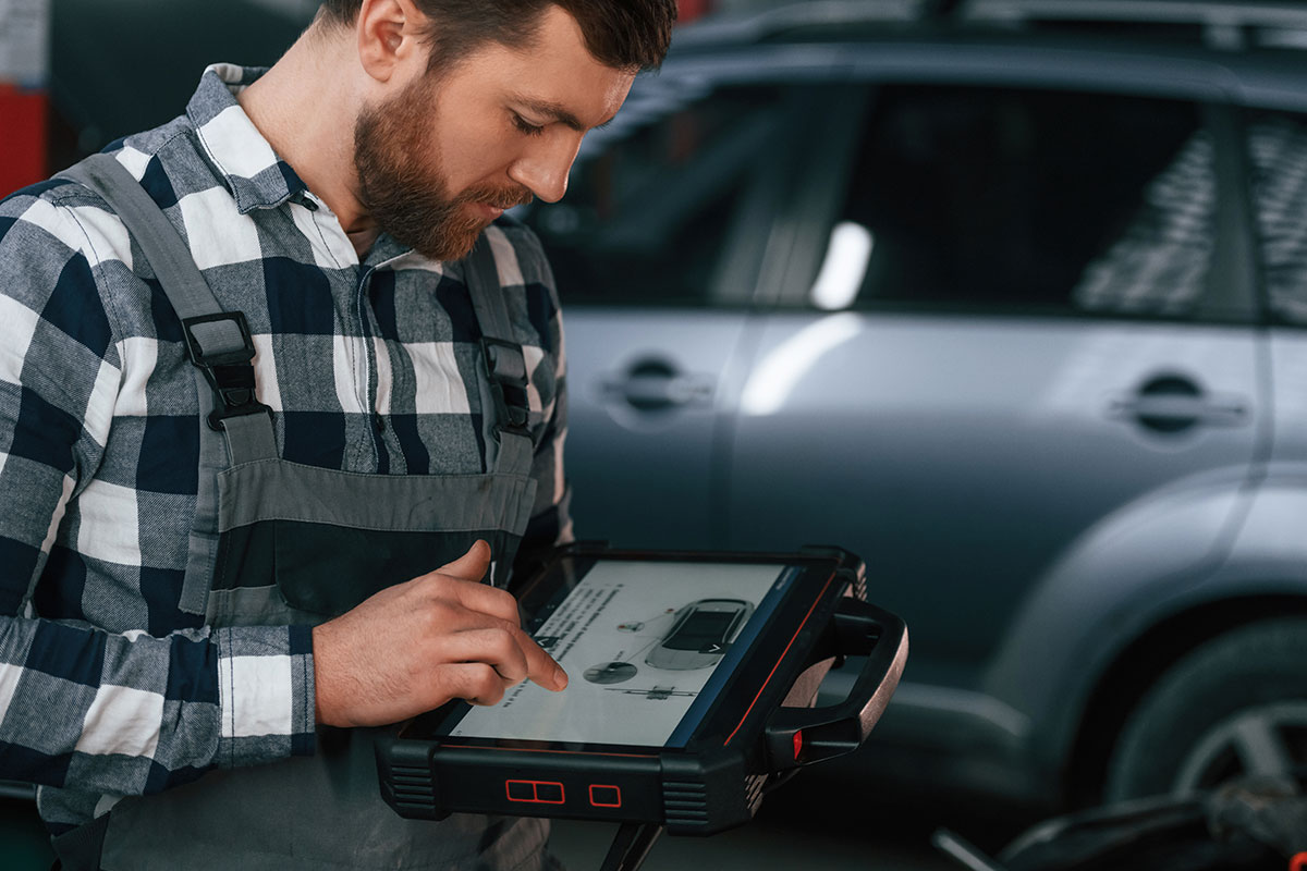 8 Key Features To Look For In Automotive Equipment