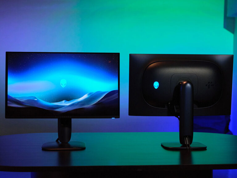 Alienware’s 27-Inch 4K QD-OLED: It Has A Glowing Alien Head On Its Back