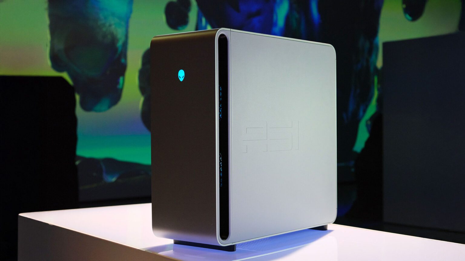 Alienware’s Area-51: The Mothership Returns In Both Desktop And Laptop ...