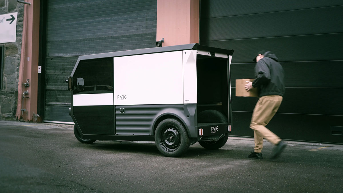 Clean Motion EVIG: Solar-Powered, Three-Wheeled, And Ready To Deliver