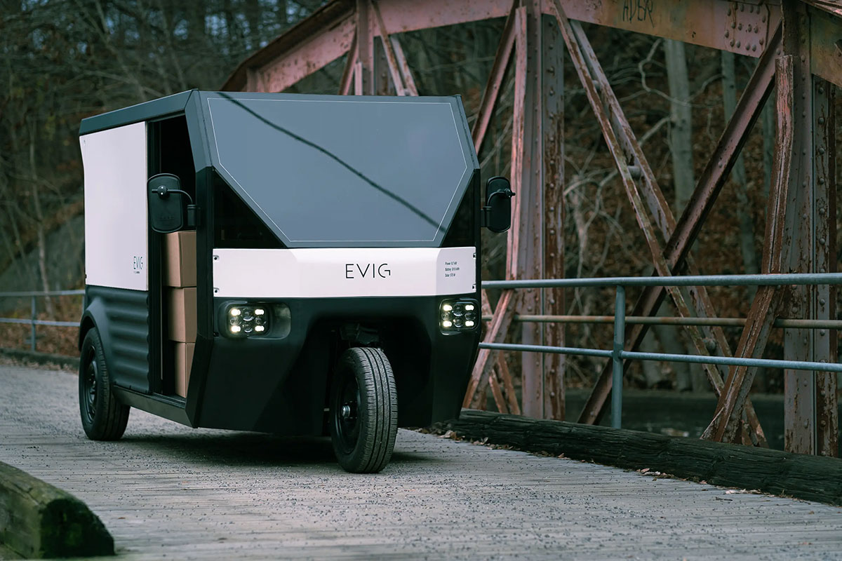 Clean Motion EVIG: Solar-Powered, Three-Wheeled, And Ready To Deliver
